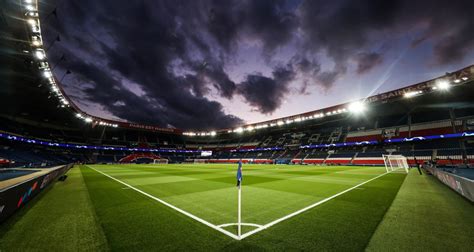 Psg Nous Voulons à Tout Prix Que Le Club Reste Au Parc Des Princes