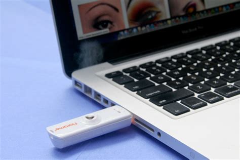 Aromatherapy 2 0 A Usb Drive That Emits Scent Beautylish