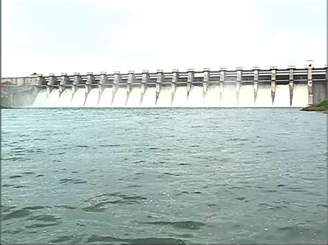 जायकवाडी धरणात आज वरच्या धरणातून पाणी सोडण्याची शक्यता Water May