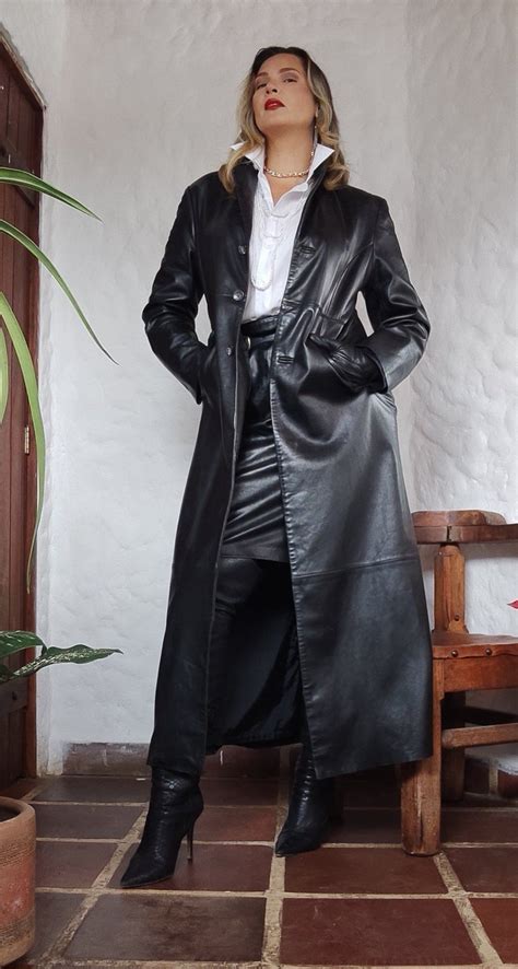 Rote Lederhose Röcke Mit Stiefeln Ledermantel Damen Leder Trenchcoat