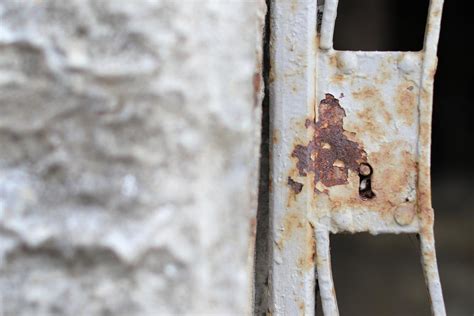 Ways To Remove Rust Naturally At Home Home Decor Singapore