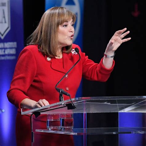 Loretta Sanchez Awkwardly Dabs During Debate