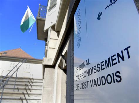 Procès à Vevey Trois Hommes Accusés Du Viol Dune Prostituée 24 Heures