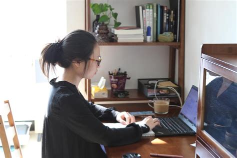 Laura Z Posted On Linkedin