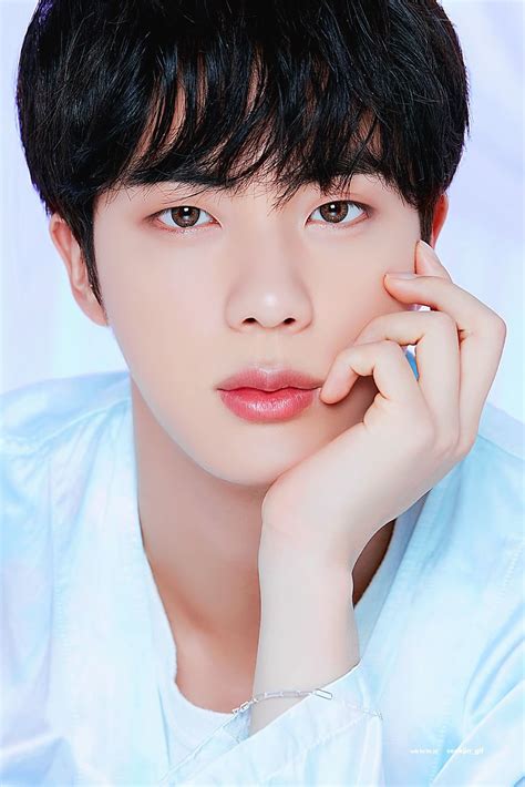 X 👩🏻‍🚀 On Twitter 내가 500년째 유구하게 미는 주식이긴 한데 김석진 제발 불가리 세르펜티 화보 찍어주세요 👊👊 극세사 손목에 넘 찰떡 🥹