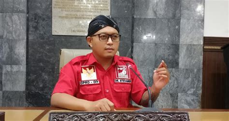 Penolakan Harga Bbm Terus Berlanjut Dr R Stevanus Kenaikan Harga Bahan Bakar Merugikan