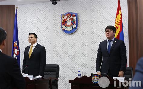 С Мөнхчулуун өөрийгөө Нийслэлийн Засаг даргад нэр дэвшүүллээ