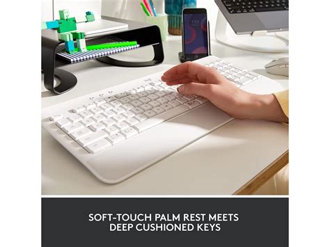 Logitech Signature K650 Comfort Full Size Wireless Keyboard With Wrist Rest Ble Bluetooth Or