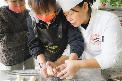 优秀的厨师一定要对顾客充满热情 手机搜狐网