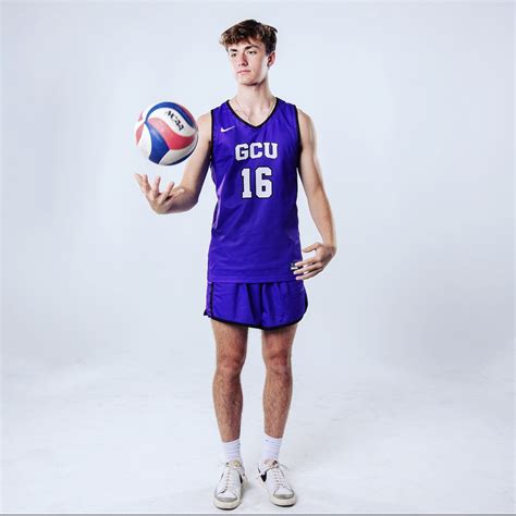 Kyle Zediker Setter Nil Profile Opendorse