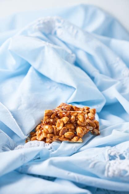 Palanqueta Bonbon Mexicain Traditionnel Aux Cacahuètes Croquantes Photo Premium