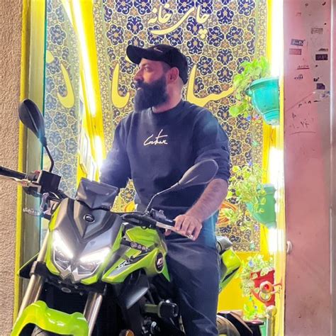 E Ebrahimi E Ebrahimi 67 • Threads Say More