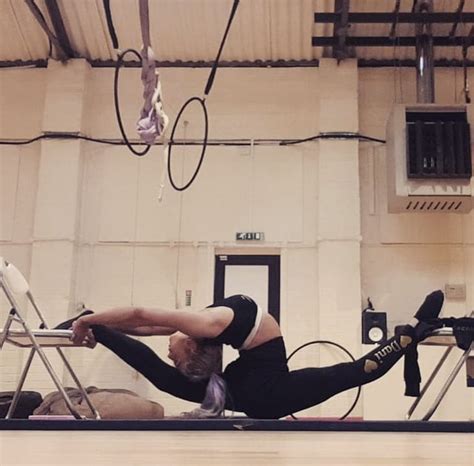 Oversplits Stretching How To Improve Your Over Splits Safely 10 Steps