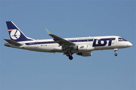 Lot Polish Airlines Embraer 175 Editorial Image Image Of Germany