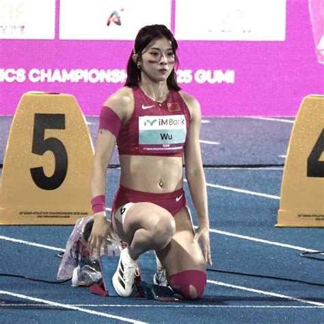 100미터 찢었다 중국 여자 육상 슈퍼 스타 우옌니 ㄷㄷ Youtube