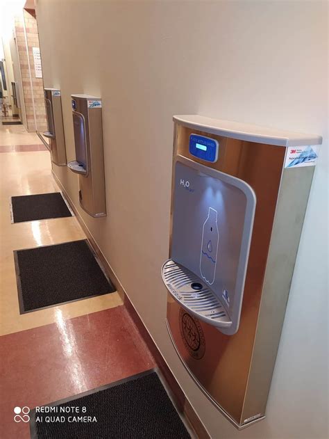 Dystrybutor Wody Pitnej Naścienny Z Sensorem I Licznikiem Bf16 Bcd Zdrojownia