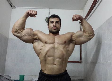 Muscle Lover Argentinian Bodybuilder Franco Dominguez