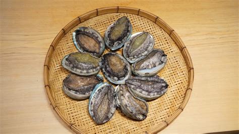 Pov Cooking Japanese Abalone For Customers Omakase Sushi Youtube