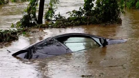 დატბორილი ქუჩები და წყალში მოცურავე ავტომობილები რა ვითარებაა ამ დროისთვის Football99
