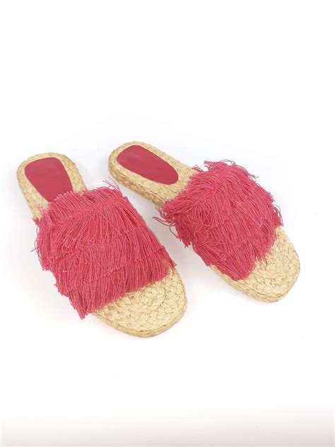 Abaka Slip Ons Womens Fashion Footwear Slippers And Slides On Carousell