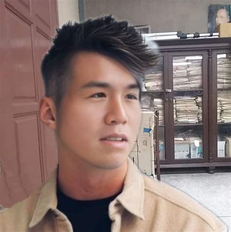 สาวเผยสนิท จะเฉยนิ่งอยู่ดูดาย รอวันชาติล่มสลายหรืออย่างไร Facebook