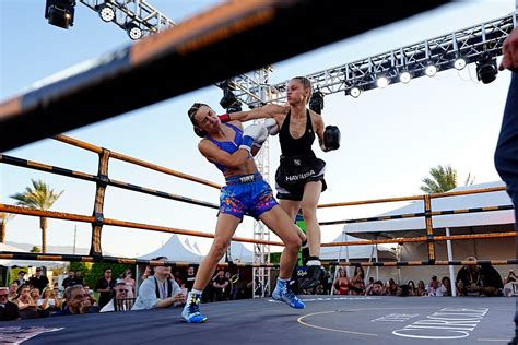 See Rebecca Mcleod Win The Belt At Onlyfans Creator Boxing Event