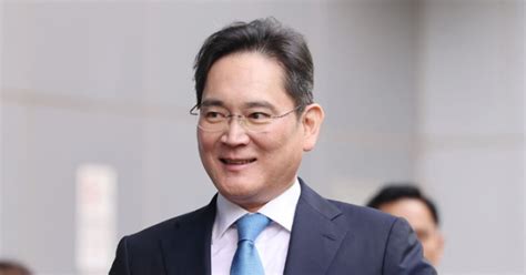 사즉생 각오한 이재용 中 샤오미 회장 만났다···자동차공장 방문