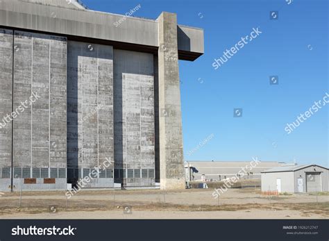 31 Imágenes De Tustin Hangars Imágenes Fotos Y Vectores De Stock