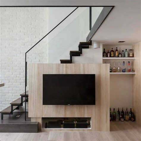 复式楼梯下空间鸡肋？7大逆袭法则，承包了我在家的幸福感！ Tip 收纳 阶梯