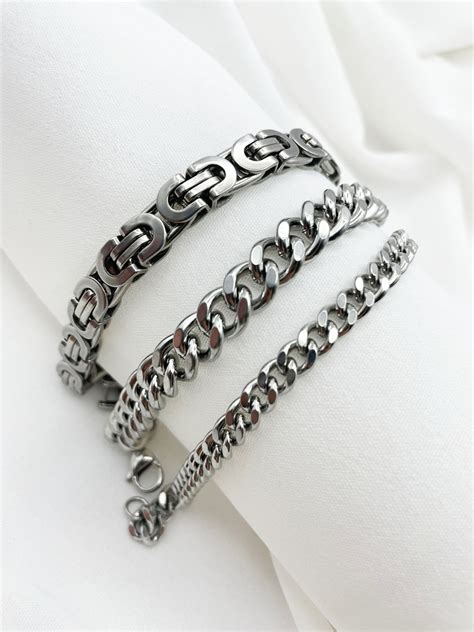 당일 출고 남여공용 써지컬 스틸 체인 팔찌 커플팔찌 우정팔찌 힙한 심플 캐주얼 남자친구선물 남성팔찌 에이블리