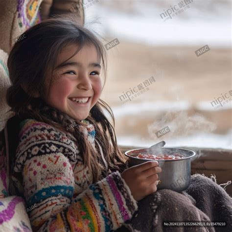 Ai创作图哈萨克族的小女孩 新疆葡萄干女孩 新疆小女孩 柯尔克孜族女孩 柯尔克孜女孩 新疆小女孩小姑娘 普米族女孩 维吾尔小姑娘 新疆小女孩头像 新疆民族女孩 哈萨克族女孩 塔吉克族女孩 新疆