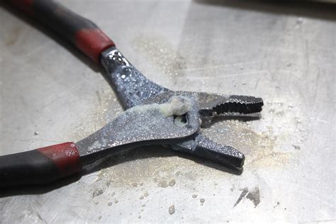 Know How Notes How To Treat Rust With WD Rust Remover Soak NAPA Blog