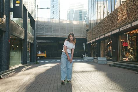 SONY α7sⅢ SEL35F14GM で街中ポートレート撮影 model ユリヤ smallworks
