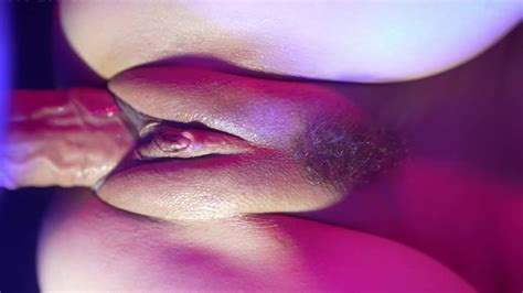 Perfect Close Up On A Meaty Pussy Covered With A Cumshot Video