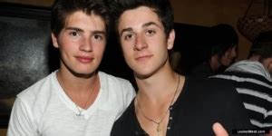 David Henrie Nude Pics He Has A Huge Package Leaked Meat