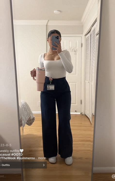 Retail Worker Outfit