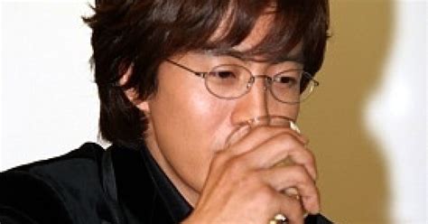 [속보]배용준 한국홈피 23일부터 일시폐쇄 해킹 우려