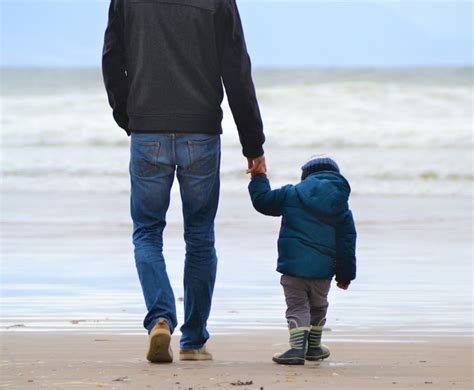 Being A Single Dad Useful Tips To Make Single Dads Life Easier Loveable