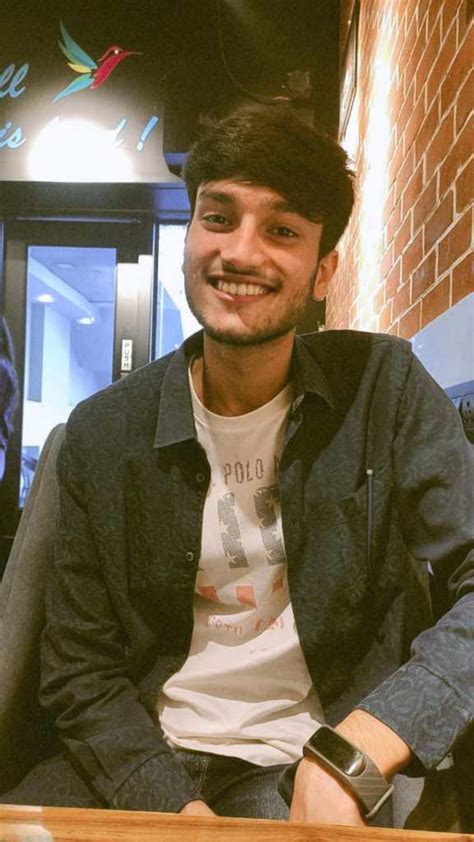 A Motivational Poem About Womanhood Sarthak Gupta Essayshout