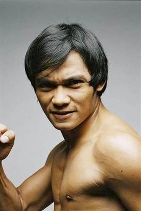 Biografi Tony Jaa