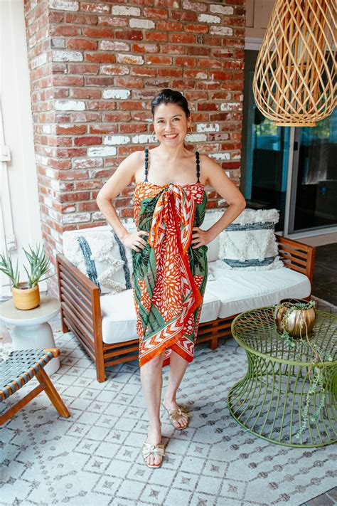 How To Tie A Sarong 4 Ways To Style A Sarong VSTYLE