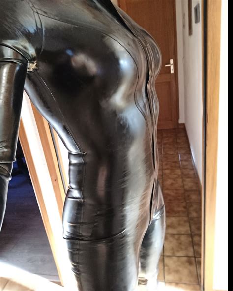 Latex Time Is Always A Good Time R Rubbersissies