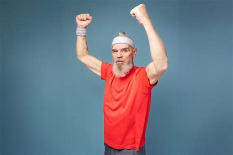 Why Muscle Mass Is The 1 Predictor Of Healthy Aging
