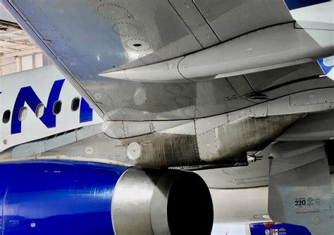 United Airlines 2002 Airbus A320 N492ua Cn 1755 Iae V2500 Engines San