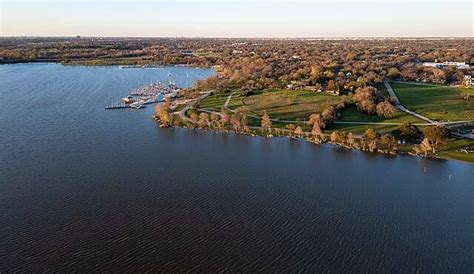Picnicking And Playgrounds At White Rock Lake In Dallas Dfw Happens