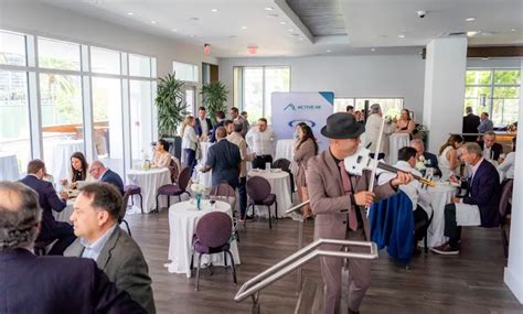 Celebra Active Re Executive Business Lunch Para Asistentes A La Semana