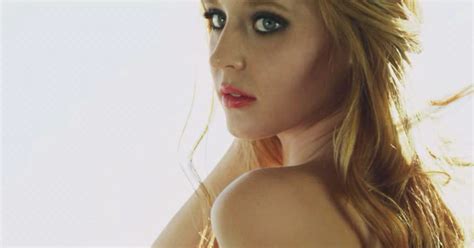 ㅇㅎ 미국의 미녀프로레슬러 칼리아 포텐 터짐 최신순 에펨코리아