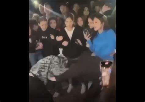 Video Bătaie Cruntă între Două Adolescente La Constanța Scenele