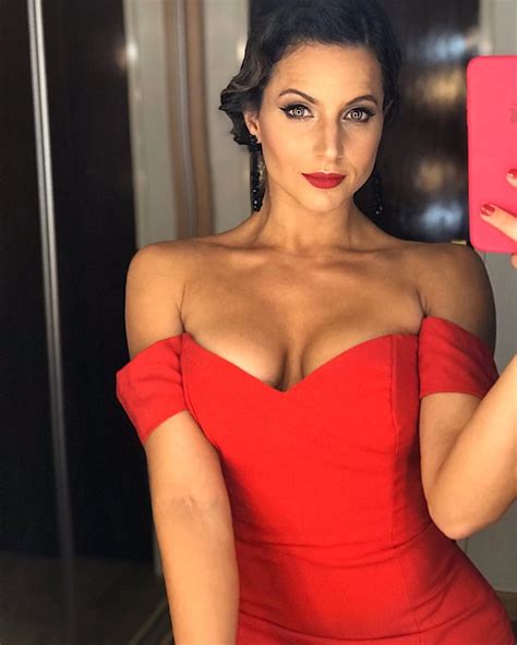 Bonitas Argentinas Y Del Mundo Flor Nigro 3