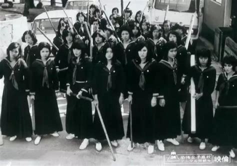 日本女高中生的裙子長短之戰！ 每日頭條